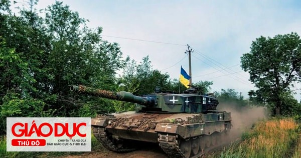 Video: Đoàn xe tăng Leopard 2A4 của Ukraine bị pháo binh Nga tập kích
